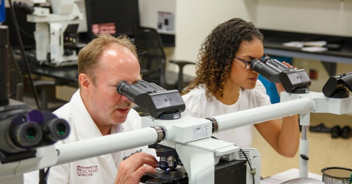 'The doctor’s doctor ': How pathologists help diagnose disease and find ...